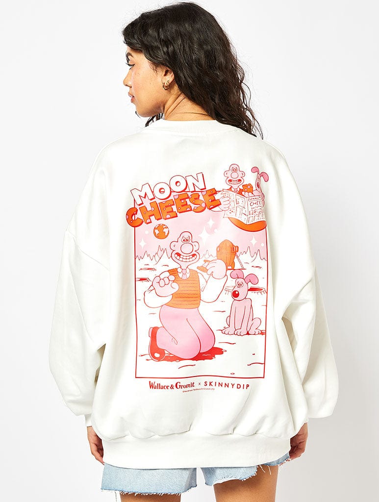 Wallace & Gromit x Skinnydip Moon Cheese Sweatshirt In Ecru | Shop ...