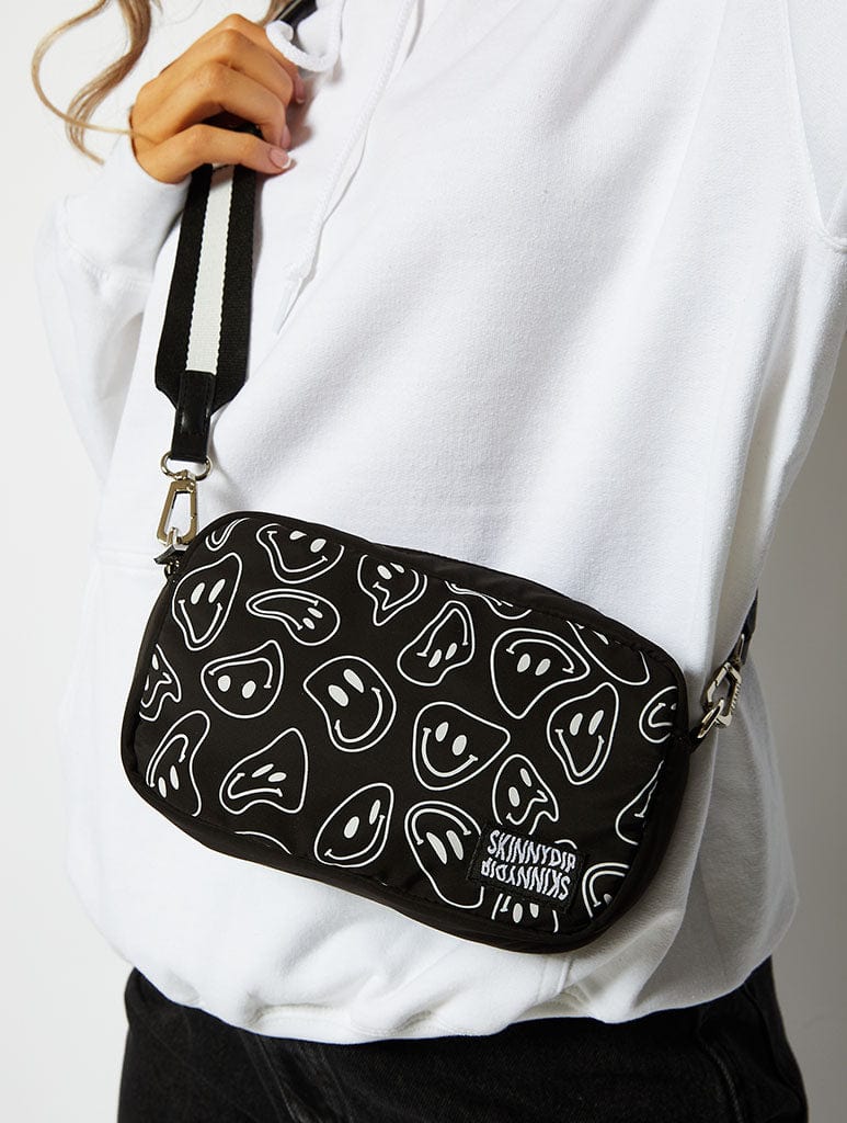 Warped Face Nylon Camera Bag in Black | Stylish Camera Bag | Skinnydip ...